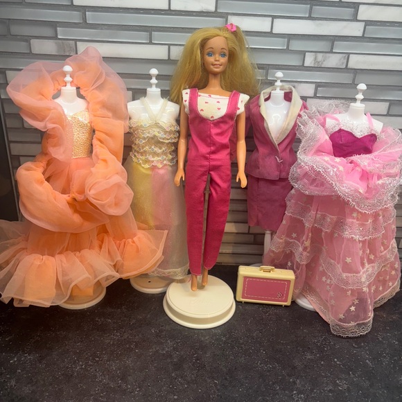 Barbie | Toys | 98s Fashion Play Barbie With Classic 80s Outfits | Poshmark
